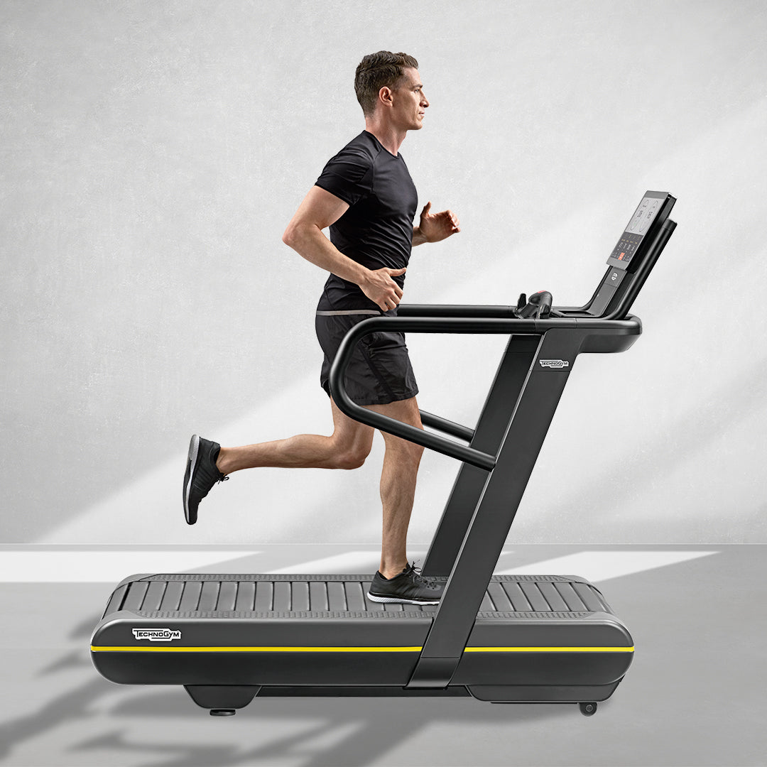 Technogym Skillrun TX500 Refurbished – FitnessKing